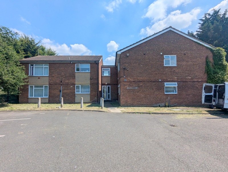 Hatton Road, Feltham - Roberts Hunt